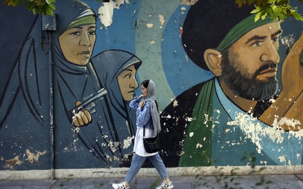 10 Pro-Palestinian graffiti and billboards in Tehran, Iran Islamic ...