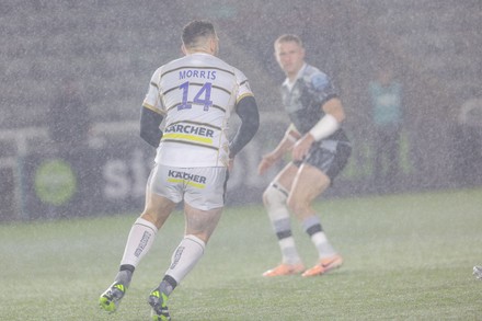 Jake Morris Gloucester Breaks Defence Pouring Editorial Stock Photo ...