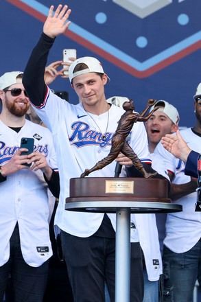 Texas Rangers Shortstop Corey Seager Waves Editorial Stock Photo ...