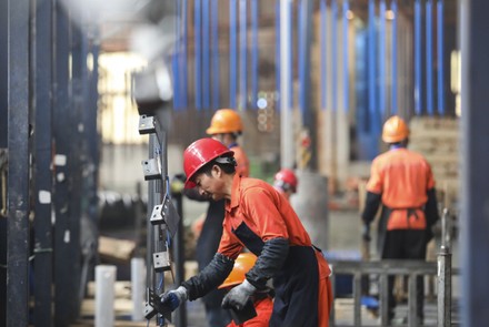 500 Chinese workforce Stock Pictures, Editorial Images and Stock Photos ...
