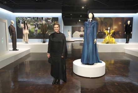 poor things x costume exhibit opening night Stock Photos (Exclusive ...