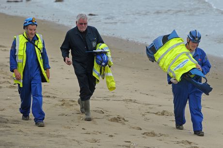 Members Collision Investigation Unit Bembridge Coastguard Editorial ...
