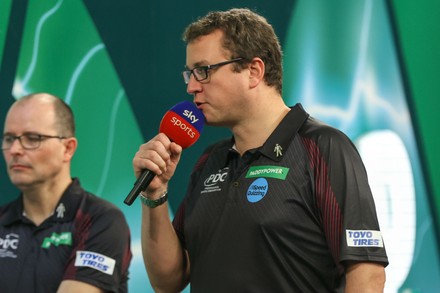 3,000 imágenes de 2024 pdc world darts championship - Imágenes de stock ...
