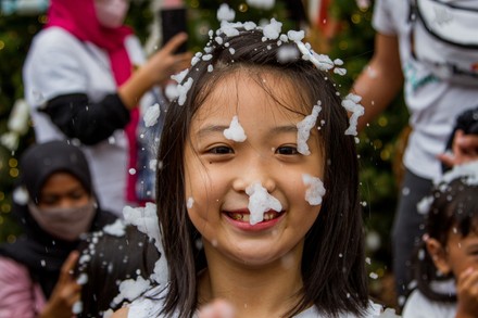 Children Playing Foam Shaped Like Snow Editorial Stock Photo - Stock ...