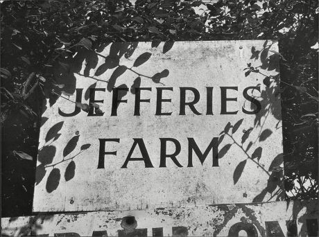 Jefferies Farm Chipperfield Hertfordshire Debretts Peerage Editorial ...
