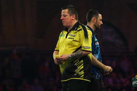 3,000 imágenes de 2024 pdc world darts championship - Imágenes de stock ...
