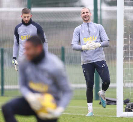 tottenham hotspur first team training Stock Photos (Exclusive ...