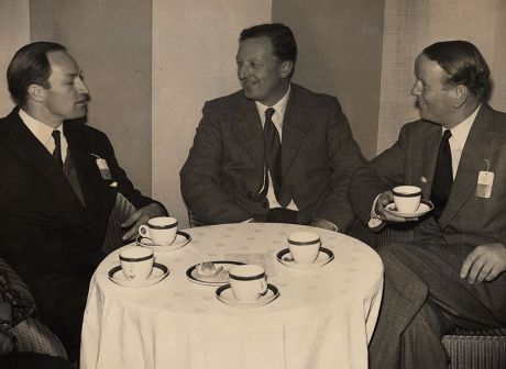L R Peter Twiss John Cunningham Editorial Stock Photo - Stock Image ...