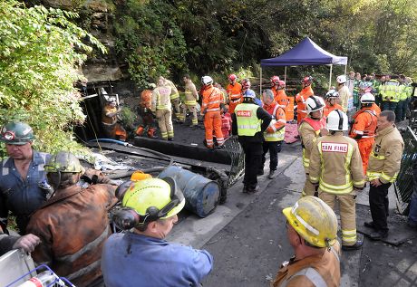 Emergency Services Tareni Gleision Colliery Editorial Stock Photo ...