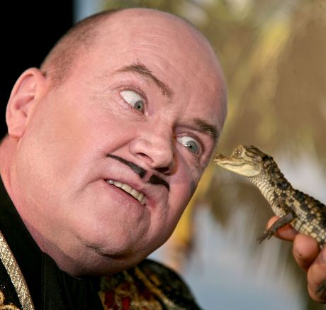 Steve Mcfadden Captain Hook Baby Alligator Editorial Stock Photo ...