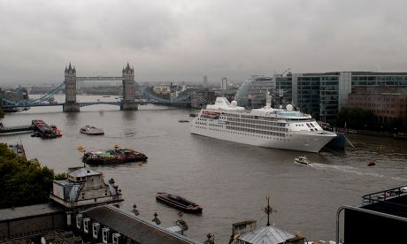 43 Bridge of the ocean liner Stock Pictures, Editorial Images and Stock ...