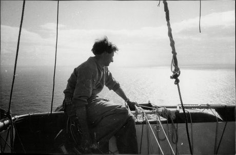 Small World Balloon Expedition Colin Mudie Editorial Stock Photo ...