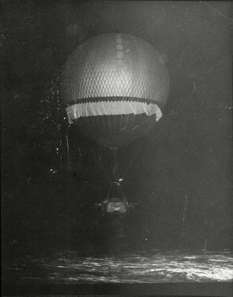 95 Gondola of a balloon Stock Pictures, Editorial Images and Stock ...