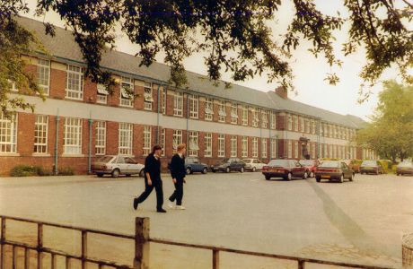 Dearne High School Goldthorpe Near Rotherham Editorial Stock Photo ...