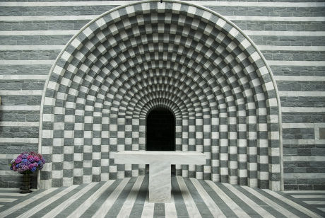 12 Simple arch Stock Pictures, Editorial Images and Stock Photos ...