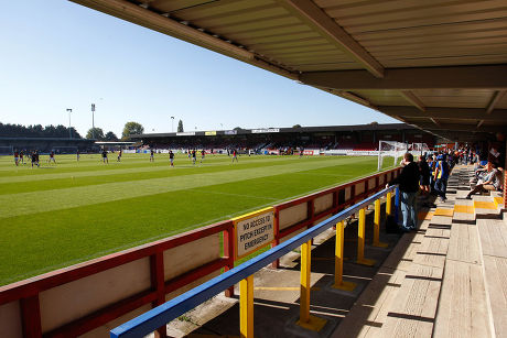 __COUNT__ AFC Wimbledon Vs. Crewe Alexandra. Npower League 2 Football ...