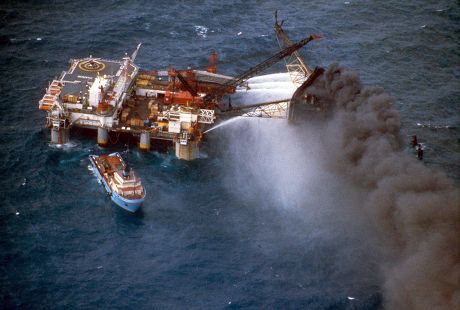 Piper Alpha Oil Rig On Fire Editorial Stock Photo - Stock Image ...