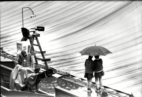 Wimbledon Tennis Championship Wet Weather Covers Editorial Stock Photo ...