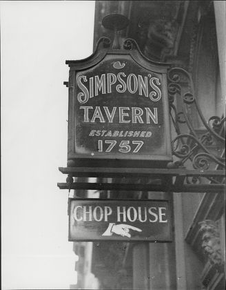 Sign Simpsons Restaurant Tavern Sign 38 Editorial Stock Photo - Stock ...