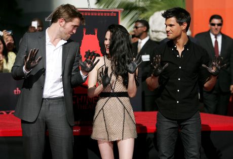 __COUNT__ 'Twilight' Hand and Footprint Ceremony, Los Angeles, America ...