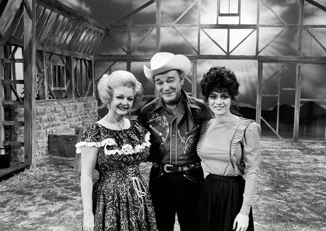 'Barbara Mandrell & the Mandrell Sisters' TV show, Los Angeles, America ...