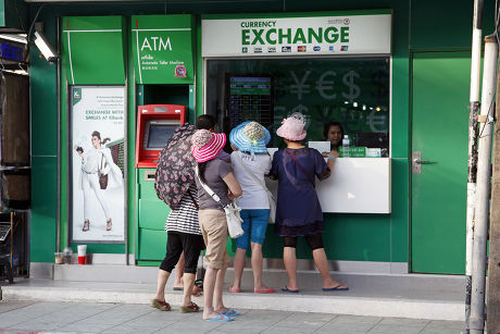 Tourists Changing Money Currency Exchange Booth Editorial Stock Photo ...
