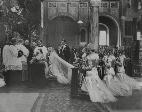 Wedding Westminster Cathedral Between Viscount Pollington Editorial ...