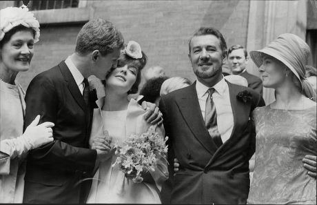 「Corin Redgrave Actor Wife Deirdre Hamiltonhill」のエディトリアル写真素材 ‐ 画像素材 ...