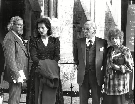 Oliver Reed Frank Finlay Actors Olivers Editorial Stock Photo - Stock ...