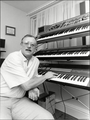 87 Roger whittaker Stock Pictures, Editorial Images and Stock Photos ...