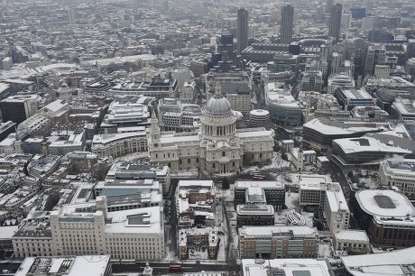 Snow Covered London Air Today St Editorial Stock Photo - Stock Image ...
