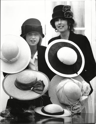 Milliner Hatmaker Clare Wentworthstanley Janet James Editorial Stock ...
