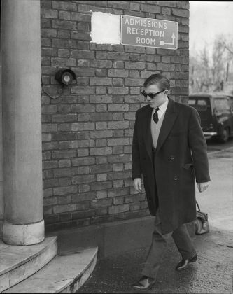 Boxer Terry Spinks Wembley Hospital Visit Editorial Stock Photo - Stock ...