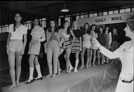 Fashion Models Dorothy Perkins Daily Mail Editorial Stock Photo - Stock ...