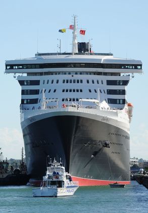 Cunards Flagship Liner Queen Mary 2 Editorial Stock Photo - Stock Image ...