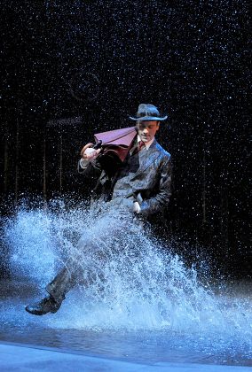 'Singin' in the Rain' musical at The Palace Theatre, London, Britain ...