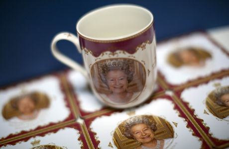 Queen Elizabeth Ii Diamond Jubilee Souvenirs Editorial Stock Photo ...