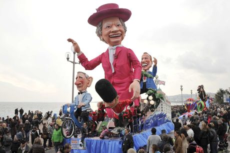 Float Depicting English Royal Family Editorial Stock Photo - Stock ...
