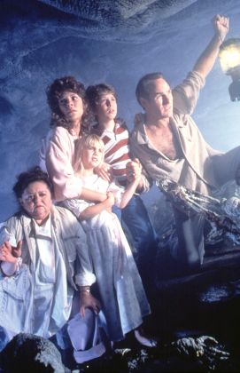Poltergeist Ii Zelda Rubenstein Jobeth Williams Editorial Stock Photo ...