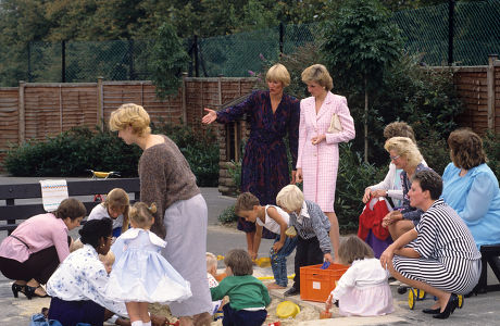 Princess Diana in St Albans, Hertfordshire, Britain - 1989 Stock ...