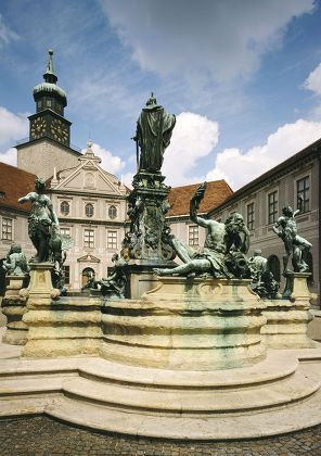 19 Brunnenhof Stock Pictures, Editorial Images and Stock Photos ...