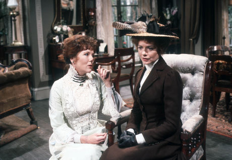 Diana Rigg Hedda Gabler Elizabeth Bell Editorial Stock Photo - Stock ...