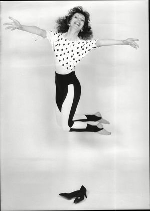 Lizzie Webb Tvam Fitness Guru Wearing Editorial Stock Photo - Stock ...