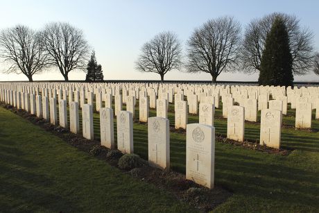Headstones World War One Commonwealth Graves Editorial Stock Photo ...