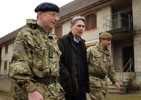 1,000 British army soldier officer commander general chief of the ...