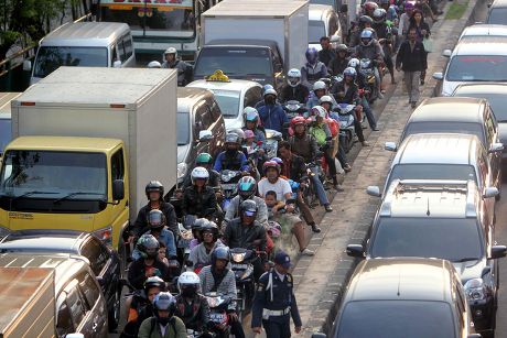 Road Crowded Vehicles Editorial Stock Photo - Stock Image | Shutterstock