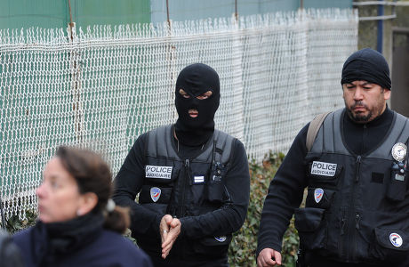 Masked Police Near Where Armed Siege Editorial Stock Photo - Stock ...