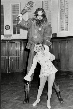 Peter Barbour Giant Aimi Macdonald Jack : photos éditoriales de stock ...