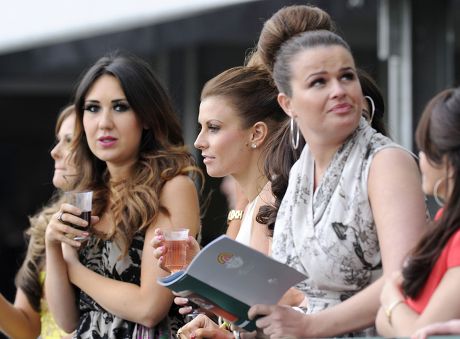 Rain During Ladies Day Aintree Editorial Stock Photo - Stock Image ...