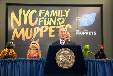 Gonzo Miss Piggy Mayor Michael Bloomberg Editorial Stock Photo - Stock ...